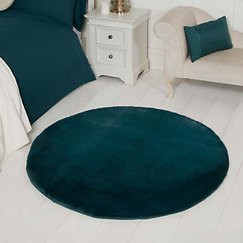 HMC Luxe Faux Fur Rug | Freemans