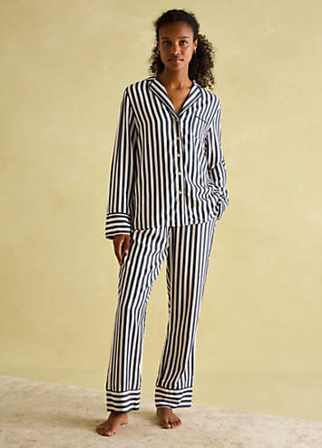 Joules Alma French Navy Pyjama Set | Freemans