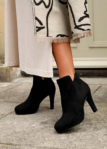 Linzi Layara Black Faux Suede Small Platform Ankle Boots | Freemans