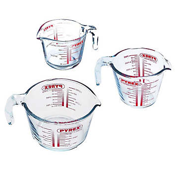 Pyrex 3 Piece Jug Set | Freemans