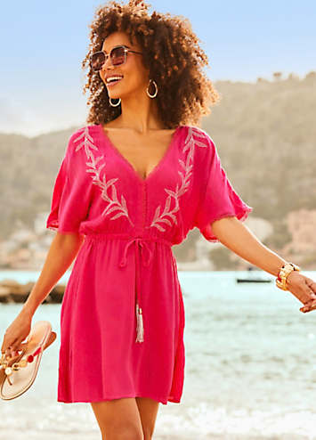 Sosandar Hot Pink & Silver Embroidered Detail Kaftan | Freemans
