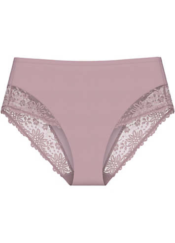 Triumph Ladyform Maxi Lace Briefs | Freemans