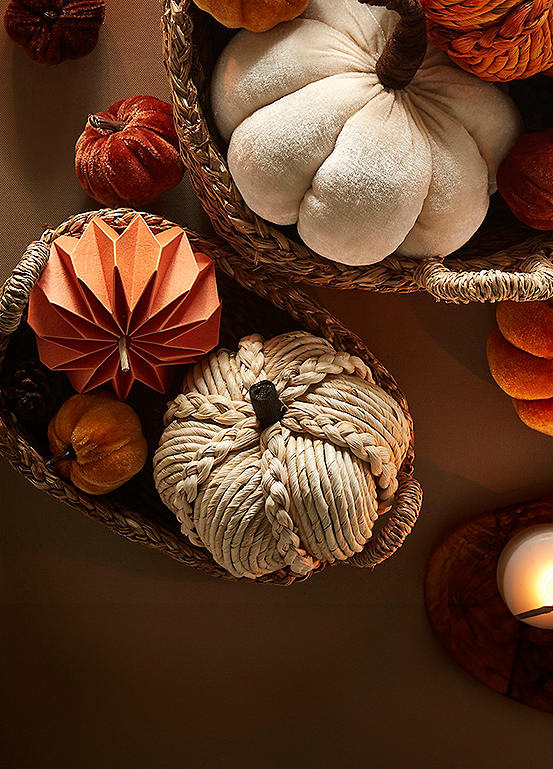 Festive 16cm Natural Rope Pumpkin Ornament | Freemans