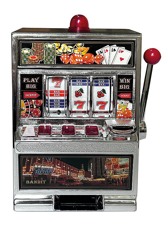 Lucky Slot Machine | Freemans