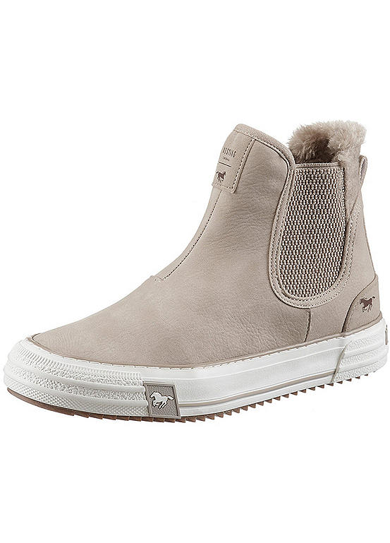 Mustang Winter Chelsea Boots | Freemans