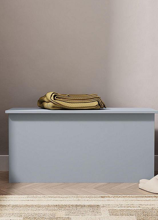 Plymouth Blanket Box | Freemans