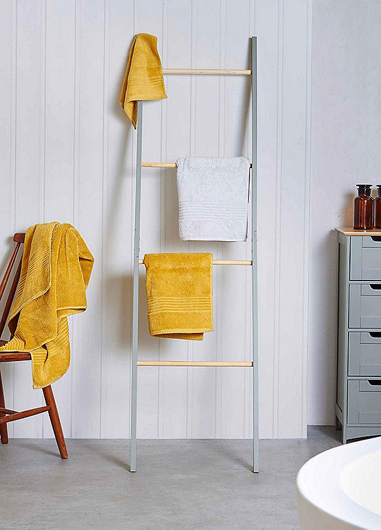 Shrewsbury Bathroom Ladder Shelf | Freemans