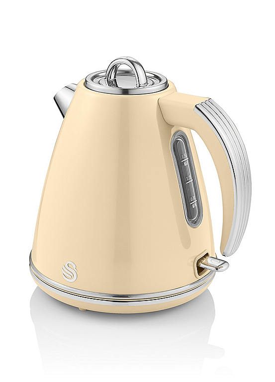 Swan SK19020CN Retro 1.5L Jug Kettle - Cream | Freemans