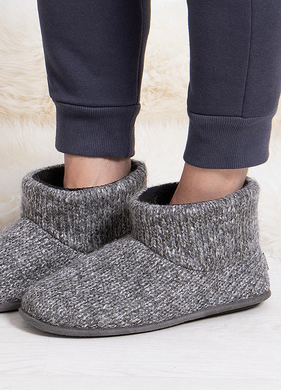Totes Mens Grey Knitted Short Boot Slippers | Freemans