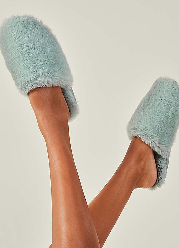 Hue slippers store