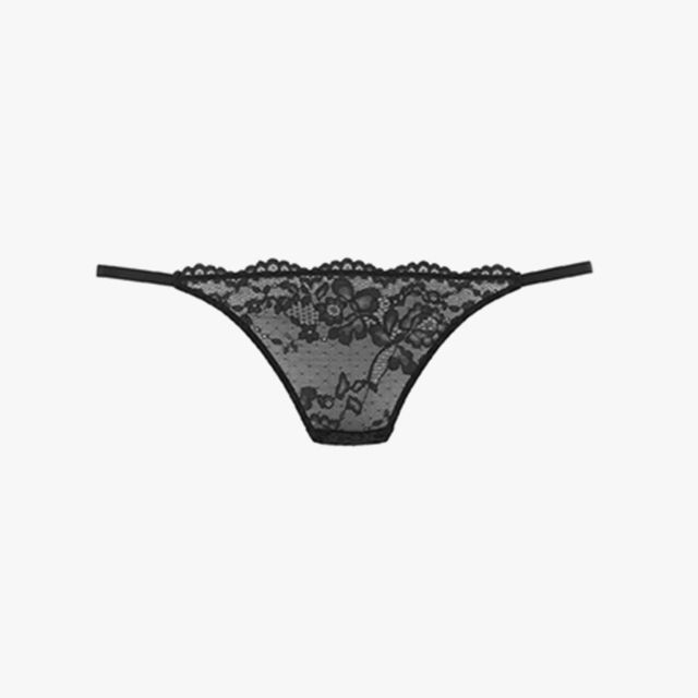 Lingerie Fit Guide | How To Measure Your Bra Size | Freemans